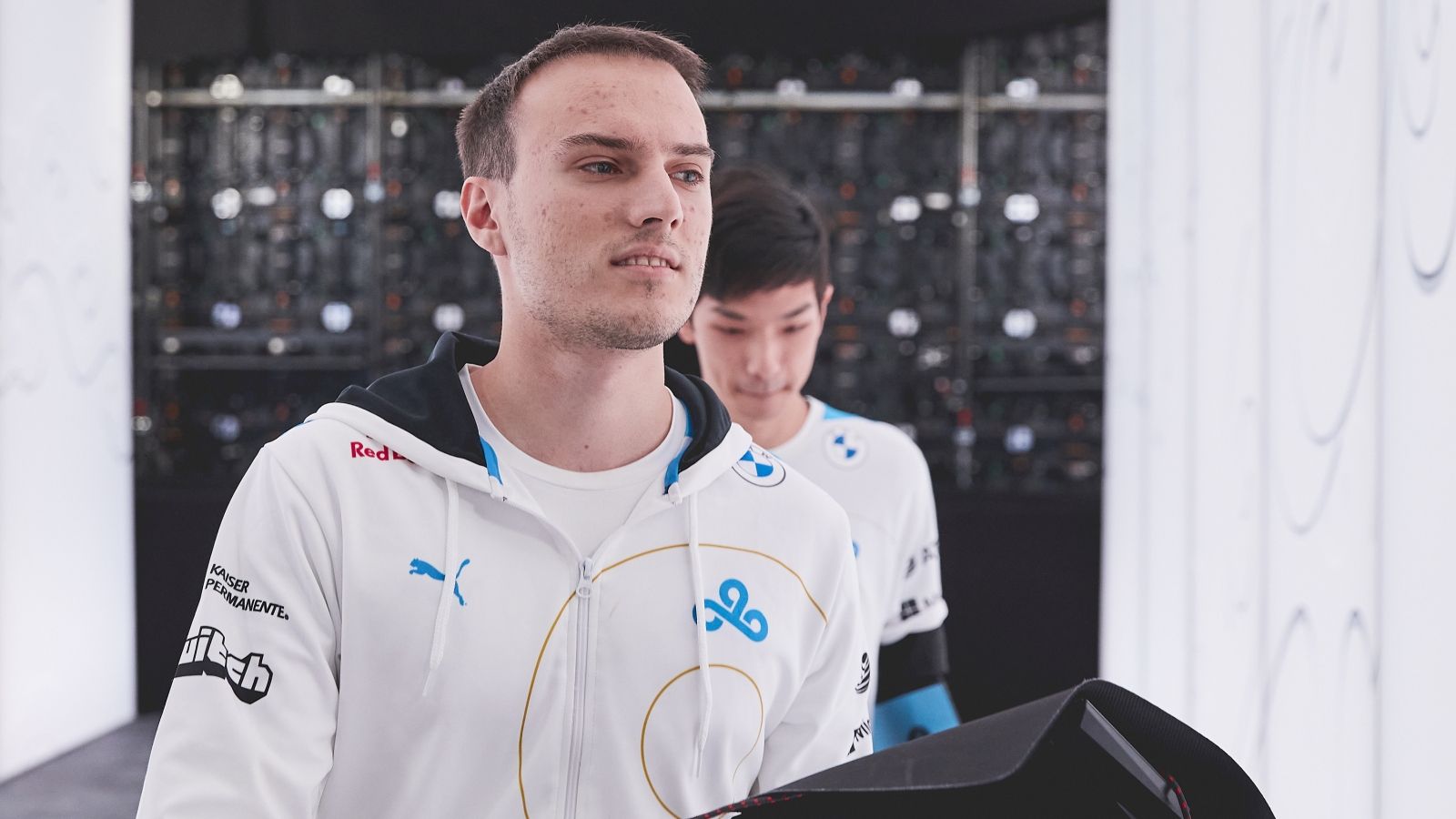 DK avança invicta, e C9 faz "miracle run"